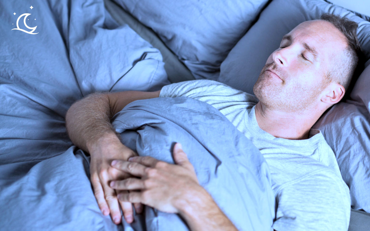 ¿Dormir boca arriba en la cama? Descubre los beneficios y riesgos para ...